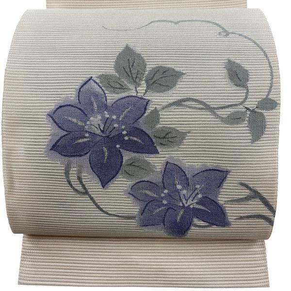 【着物ランク】秀品【素材】正絹【帯丈】約376cm【帯幅】約30.5cm【帯仕立て】仕立て上がり【コメント】普段使いでお使いいただける名古屋帯でございます。カジュアルな装いに合わせてお使いください。締め跡がございます。前柄付近に点シミ、締め...