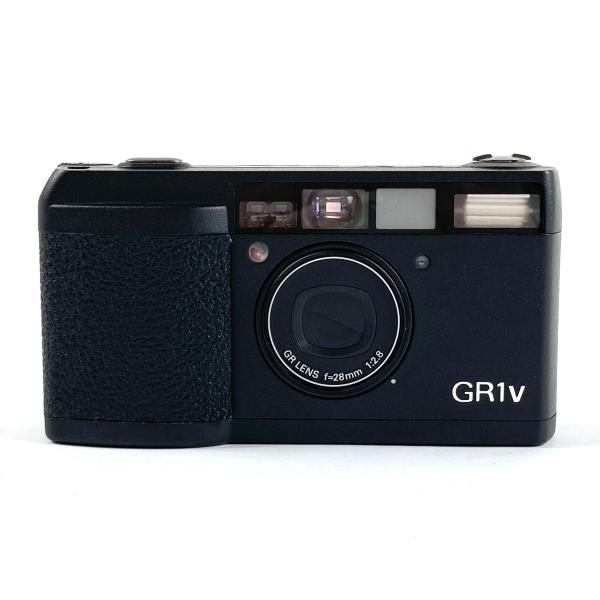 【メーカー名】RICOH【製品名】GR1V ブラック【カメラ種類】フィルム コンパクトカメラ【ブランド状態ランク】ランクC【コメント】【外観】僅かなスレやキズ、僅かな汚れ、ベタつき、貼り革に剥がれがあります。【光学系】ファインダーにクモリや...