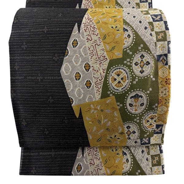 【着物ランク】秀品【素材】正絹【帯丈】約432cm【帯幅】約30.5cm【帯仕立て】仕立て上がり【コメント】セミフォーマルでお使いいただける袋帯でございます。見る人に重たい印象を感じさせない女性ならではの、気品豊かな一品です。締め跡がござい...