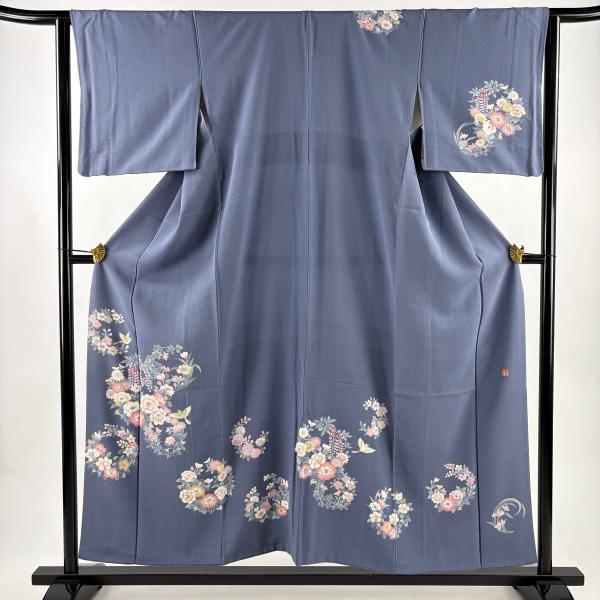 【着物ランク】秀品【素材】正絹【身丈】約156cm【裄丈】約63cm【袖丈】約45.5cm【袖幅】約33cm【前幅】約24cm【後幅】約28.5cm【サイズ】S【着物仕立て】袷【着用時期】10〜5月【コメント】気品たっぷりにお召し頂ける素敵...