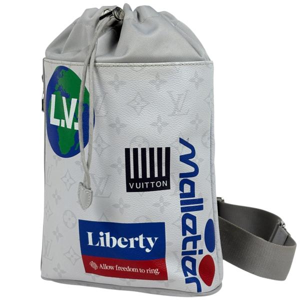 【ブランド名】ルイ・ヴィトン/Louis Vuitton【ブランド状態ランク】ランクB【タイプ】チョーク スリングバッグ【ライン】モノグラム ホワイト ショルダーバッグ【型番】M44629【対象】メンズ【シリアル】TJ2139【幅】約20c...