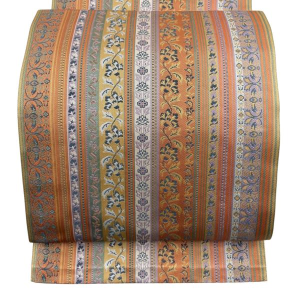 【着物ランク】名品【素材】正絹【帯丈】約400cm【帯幅】約30cm【帯仕立て】仕立て上がり【コメント】普段使いでお使いいただける名古屋帯でございます。カジュアルな装いに合わせてお使いください。リユース品としては目立った染み傷なく、状態の良...