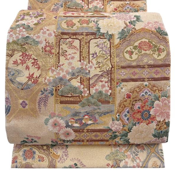 【着物ランク】秀品【素材】正絹【帯丈】約432cm【帯幅】約30.5cm【帯仕立て】仕立て上がり【コメント】セミフォーマルでお使いいただける袋帯でございます。見る人に重たい印象を感じさせない女性ならではの、気品豊かな一品です。締め跡がござい...