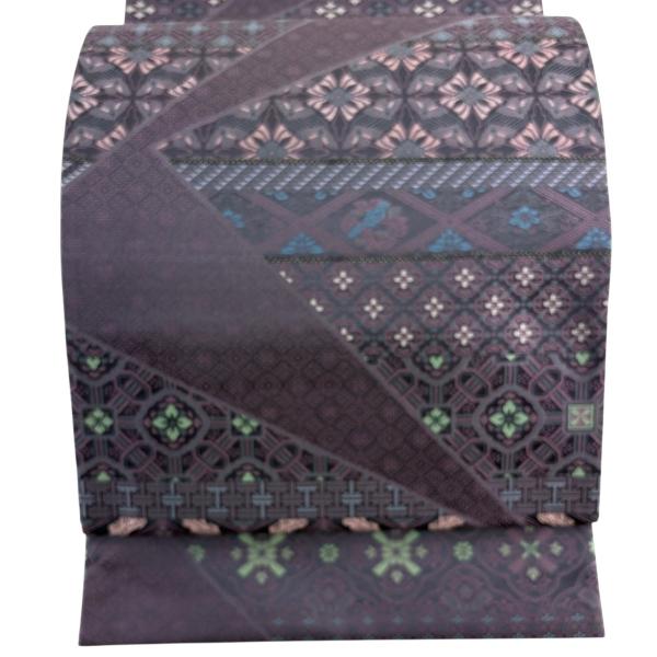 【着物ランク】名品【素材】正絹【帯丈】約448cm【帯幅】約31cm【帯仕立て】仕立て上がり【コメント】普段使いでお使いいただける袋帯でございます。カジュアルな装いに合わせてお使いください。リユース品としては目立った染み傷なく、状態の良いお...