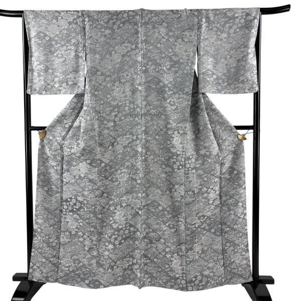 【着物ランク】名品【素材】正絹【身丈】約162cm【裄丈】約66cm【袖丈】約49cm【袖幅】約34cm【前幅】約23.5cm【後幅】約29cm【サイズ】M【着物仕立て】単衣【着用時期】6/9月【コメント】お洒落着として楽しめる小紋でござい...