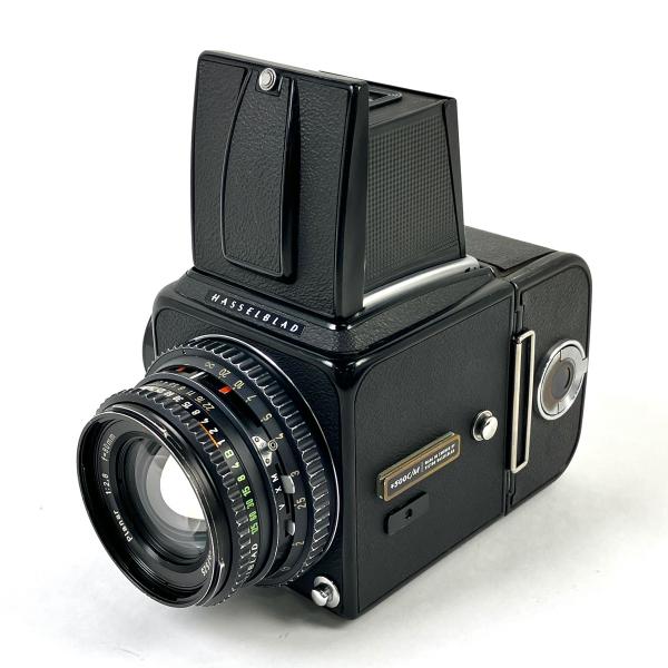 【メーカー名】Hasselblad【製品名】500C/M + Planar T* C 80mm F2.8【カメラ種類】中判カメラ【カメラ付属品】フロントキャップ【ブランド状態ランク】ランクC【コメント】【外観】ボディにスレやキズ、汚れや塗装...