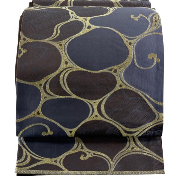 【着物ランク】逸品【素材】正絹【帯丈】約448cm【帯幅】約31cm【帯仕立て】仕立て上がり【コメント】誉田屋源兵衛は織物創作で280年以上の歴史を持ち、織・染で高い技術を保持する帯問屋です。おめでたい席に相応しい意匠の袋帯でございます。格...