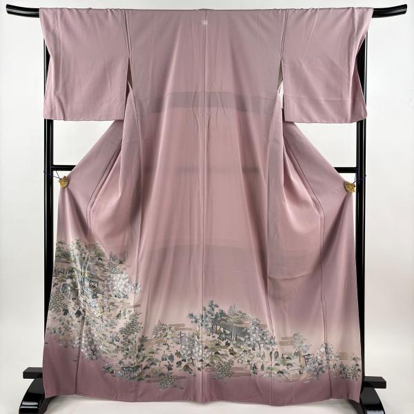 【着物ランク】秀品【素材】正絹【身丈】約168cm【裄丈】約69cm【袖丈】約49cm【袖幅】約36.5cm【前幅】約26cm【後幅】約30.5cm【サイズ】L【着物仕立て】袷【着用時期】10〜5月【コメント】既婚、未婚問わず着用できる色留...