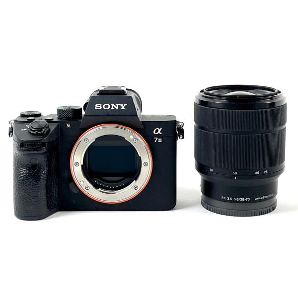 【メーカー名】SONY【製品名】α7III ズームレンズキット ILCE-7M3K【カメラ種類】デジタル ミラーレス 一眼カメラ【カメラ付属品】バッテリー、ボディキャップ、アイカップ、ホットシューカバー、レンズフード、フロントキャップ、リア...