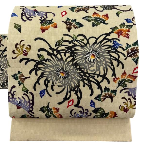 【着物ランク】逸品【素材】正絹【帯丈】約366cm【帯幅】約31cm【帯仕立て】仕立て上がり【コメント】普段使いでお使いいただける名古屋帯でございます。カジュアルな装いに合わせてお使いください。リユース品としては目立った染み傷なく、状態の良...