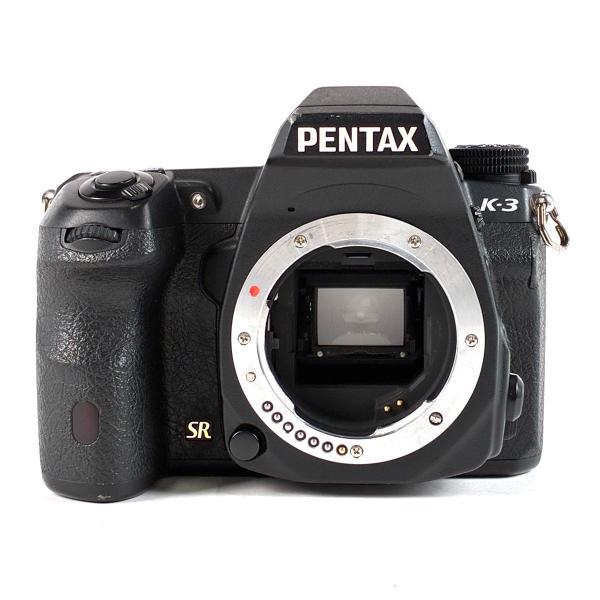 【メーカー名】PENTAX【製品名】K-3 ボディ【カメラ種類】デジタル 一眼レフカメラ【カメラ付属品】バッテリー、アイカップ【ブランド状態ランク】ランクC【コメント】【外観】スレやキズ、汚れや塗装剥がれがあります。【光学系】ファインダーに...