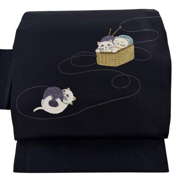 【着物ランク】逸品【素材】正絹【帯丈】約365cm【帯幅】約31.5cm【帯仕立て】仕立て上がり【コメント】普段使いでお使いいただける名古屋帯でございます。カジュアルな装いに合わせてお使いください。締め跡がございます。リユース品としては目立...