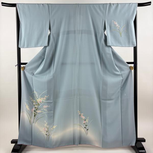 【着物ランク】秀品【素材】正絹【身丈】約165cm【裄丈】約67.5cm【袖丈】約51cm【袖幅】約35cm【前幅】約24.5cm【後幅】約30cm【サイズ】L【着物仕立て】袷【着用時期】10〜5月【コメント】合わせる帯の色柄により、お召し...