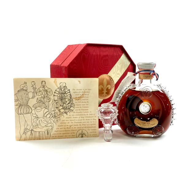 【メーカー名】レミーマルタン【ブランド状態ランク】ランクB【品名】ルイ 13世 ベリーオールド 八角形箱 バカラボトル【原産国】フランス【容量】700ml【コメント】【状態】スレ、汚れ、ラベル汚れ、ラベル剥がれ、箱汚れ、箱傷み※ボトルに目立...