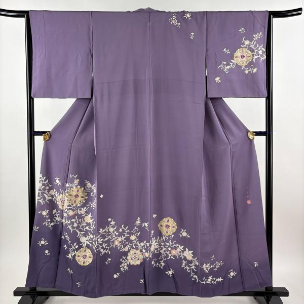 【着物ランク】名品【素材】正絹【身丈】約157cm【裄丈】約63.5cm【袖丈】約48.5cm【袖幅】約33cm【前幅】約25.5cm【後幅】約31.5cm【サイズ】S【着物仕立て】袷【着用時期】10〜5月【コメント】特殊な貝の色素から染め...