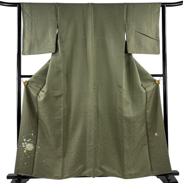 【着物ランク】逸品【素材】正絹【身丈】約159cm【裄丈】約63cm【袖丈】約49.5cm【袖幅】約31cm【前幅】約26cm【後幅】約31cm【サイズ】S【着物仕立て】袷【着用時期】10〜5月【コメント】染色工芸家である久保田一竹の意思を...