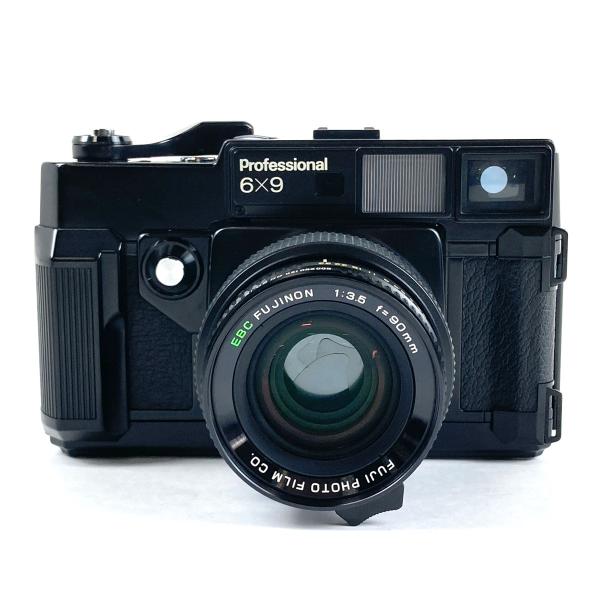【メーカー名】FUJIFILM【製品名】GW690【カメラ種類】中判カメラ【カメラ付属品】レンズフード、フロントキャップ、ソフトケース【ブランド状態ランク】ランクC【コメント】【外観】スレやキズ、汚れ、フィルム室内にモルト劣化があります。【...