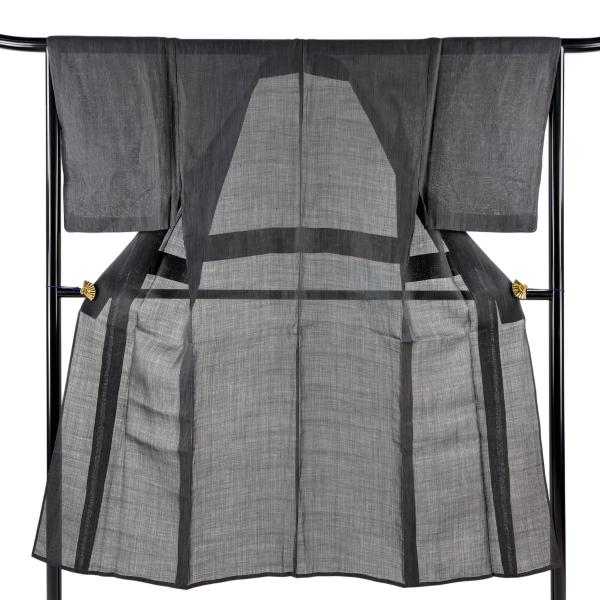 【着物ランク】名品【素材】正絹【身丈】約143cm【裄丈】約66cm【袖丈】約52.5cm【袖幅】約32.5cm【前幅】約25cm【後幅】約29cm【サイズ】M【着物仕立て】薄物【着用時期】7〜8月【コメント】男性着物でございます。普段着や...
