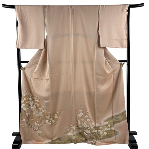 【着物ランク】秀品【素材】正絹【身丈】約170.5cm【裄丈】約68cm【袖丈】約52cm【袖幅】約34cm【前幅】約24cm【後幅】約30cm【サイズ】L【着物仕立て】袷【着用時期】10〜5月【コメント】既婚、未婚問わず着用できる色留袖で...