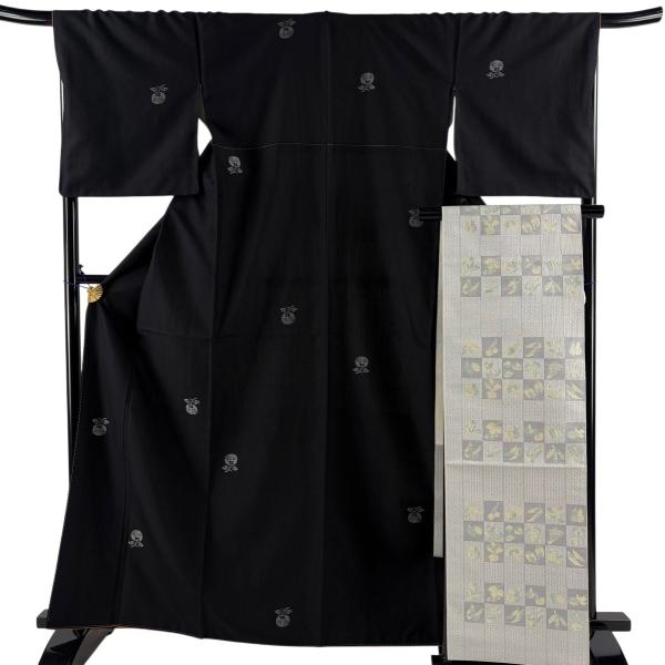 【着物ランク】秀品【素材】正絹【身丈】約163cm【裄丈】約68.5cm【袖丈】約49cm【袖幅】約35.5cm【前幅】約24.5cm【後幅】約30cm【サイズ】L【着物仕立て】袷【着用時期】10〜5月【帯丈2】約354cm【帯幅2】約31...