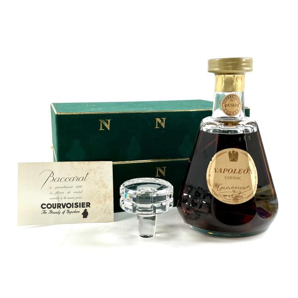 【メーカー名】クルボアジェ【ブランド状態ランク】ランクB【品名】ナポレオン バカラボトル【原産国】フランス【容量】700ml【アルコール度数】40％【コメント】【状態】汚れ、ラベル汚れ、ラベル剥がれ、箱汚れ、箱傷み※ボトルに目立ったキズ等は...