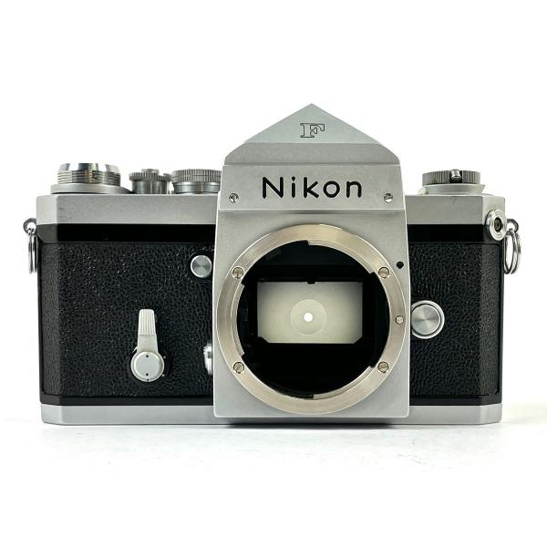 【メーカー名】Nikon【製品名】F アイレベル シルバー ボディ【カメラ種類】フィルム マニュアルフォーカス 一眼レフカメラ【ブランド状態ランク】ランクC【コメント】【外観】スレやキズ、汚れや塗装剥がれ、ミラー部にモルト劣化があります。【...