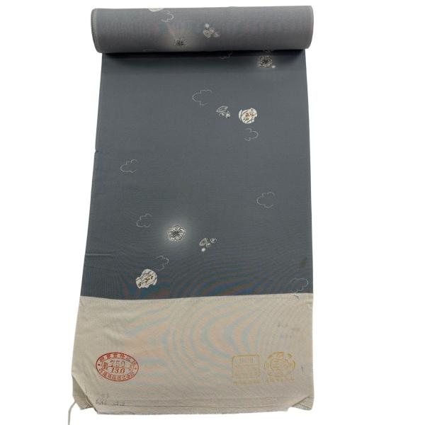 【着物ランク】秀品【素材】正絹【反物幅】約38cm【コメント】落ち着いた色合いの小紋反物でございます。お稽古や観劇、同窓会や友人との食事会など気軽なシーンで楽しめます。普段着の着物ですので、楽しくコーディネートしていただけたら良いと思います...