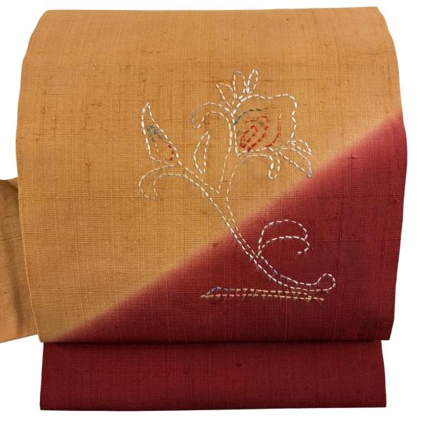 【着物ランク】秀品【素材】正絹【帯丈】約369.5cm【帯幅】約30.5cm【帯仕立て】仕立て上がり【コメント】普段使いでお使いいただける名古屋帯でございます。カジュアルな装いに合わせてお使いください。締め跡がございます。お太鼓所々と前柄所...