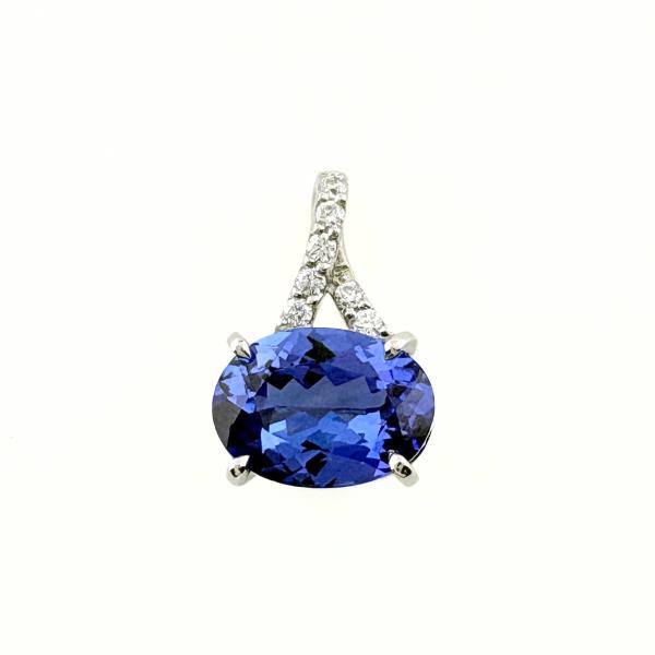 【ブランド名】スタージュエリー/STAR JEWELRY【ブランド状態ランク】ランクAB【タイプ】タンザナイト ペンダントトップ【ライン】プラチナ メレダイヤ【対象】レディース【総重量】約0.8g【素材】Pt950、タンザナイト、ダイヤモン...