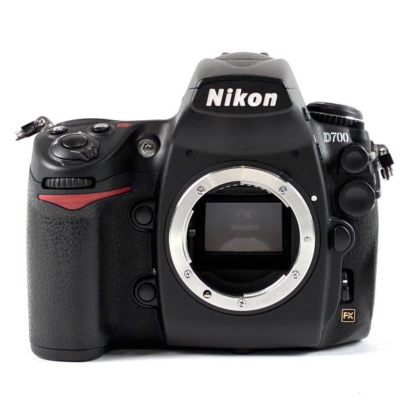 【メーカー名】Nikon【製品名】D700 ボディ【カメラ種類】デジタル 一眼レフカメラ【カメラ付属品】バッテリー、ボディキャップ【ブランド状態ランク】ランクC【コメント】【外観】スレやキズ、汚れやアタリ、底部にヒビ、液晶画面にクモリがあり...