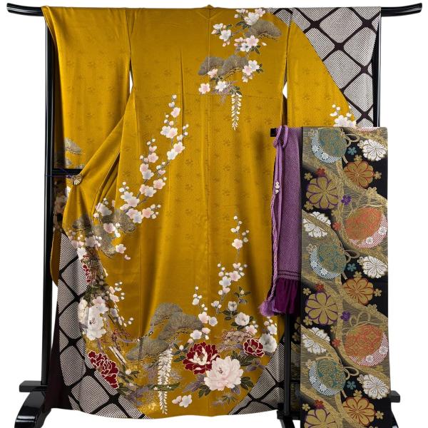 【着物ランク】秀品【素材】正絹【身丈】約167cm【裄丈】約67cm【袖丈】約117.5cm【袖幅】約34cm【前幅】約24.5cm【後幅】約29.5cm【サイズ】M【着物仕立て】袷【着用時期】10〜5月【帯丈2】約444cm【帯幅2】約3...