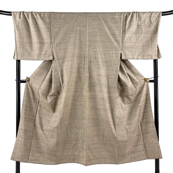 【着物ランク】秀品【素材】正絹【身丈】約148cm【裄丈】約74cm【袖丈】約49cm【袖幅】約38.5cm【前幅】約26cm【後幅】約31.5cm【サイズ】L【着物仕立て】袷【着用時期】10〜5月【コメント】男性着物でございます。普段着や...