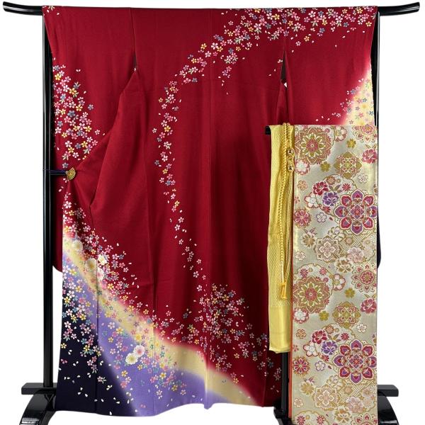 【着物ランク】秀品【素材】正絹【身丈】約166cm【裄丈】約66cm【袖丈】約109cm【袖幅】約34cm【前幅】約24cm【後幅】約29cm【サイズ】M【着物仕立て】袷【着用時期】10〜5月【帯丈2】約444cm【帯幅2】約30.5cm【...