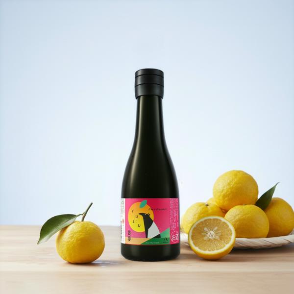 爽やかな柚子とミント、優しいハチミツが織りなす、心ほどけるクラフトゆず酒「8th Ocean 貪夢 Deamer（ドリーマー）」は、柑橘の中でも特に香り高い柚子果汁を使用した爽やかなクラフトリキュール。柚子のやわらかな酸味と香りには“リラッ...