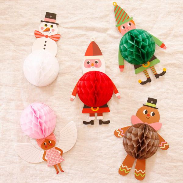 【OMM-design】スウェーデンのイラストレーターIngela P Arrhenius （インゲラ・アリアニウス）のイラストが描かれた可愛いアイテムを数多く展開しています。スウェーデンのOMM-design より、クリスマスの飾りつけに...