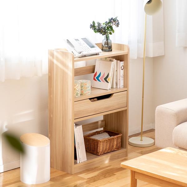 奥行き25cmの薄型本棚です。引き出し付きなので小物の収納にも役に立ちます。本だけでなくお気に入りの雑貨を並べたり、自由なディスプレイをお楽しみください。商品サイズ・幅60×奥行き25×高さ87（cm）材質・プリント紙化粧板カラー・ブラウン...