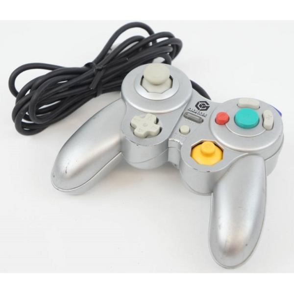 画像はサンプルです。セット内容と商品状態は以下をご参照ください。セット内容：コントローラーのみです。外箱、説明書などはありません。商品状態：ボディ裏面に2カ所黒い汚れがあります。その他ボディに擦り傷と少々塗装はがれがあります。スティックに変...