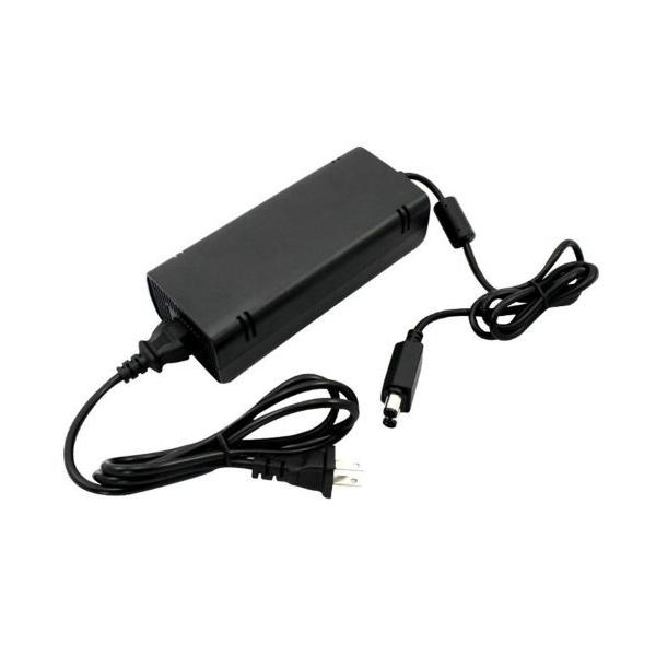 画像はサンプルです。セット内容と商品状態は以下をご参照ください。マイクロソフト純正品です。セット内容：電源アダプターと電源コードのみです。外箱、説明書などはありません。商品状態：擦り傷があります。中古品のため商品によっては多少の汚れやキズが...