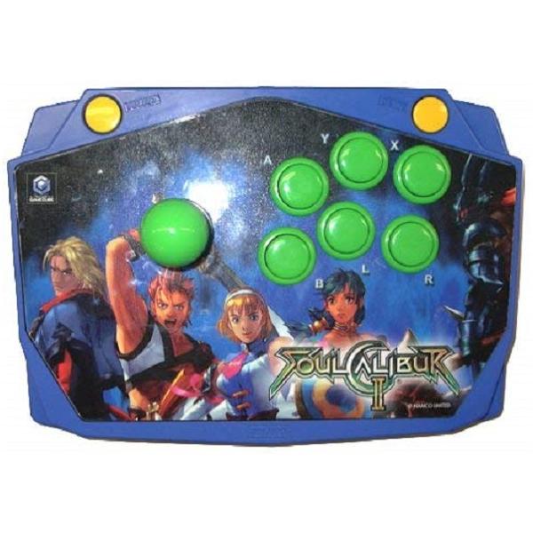 画像はサンプルです。セット内容と商品状態は以下をご参照ください。セット内容：コントローラーのみです。外箱、説明書などはありません。商品状態：ボディに日焼けと擦り傷があります。底面に少々サビがあります。スティック、ボタンに擦り傷あります。中古...