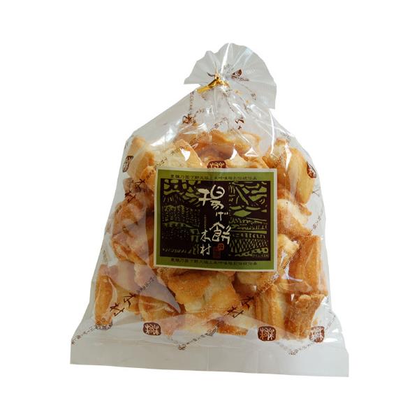 サクサクに揚げたもち米の風味を大切に、あっさり塩味で仕上げました。■内容量160g■味塩■用途ご家庭用■包装袋■食感サクサク木村のかきもち　おかき・せんべい（煎餅）・あられやかきもちの通販。お中元、お歳暮(御歳暮)・内祝いに！工場直売なので...