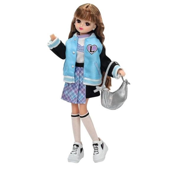 「商品情報」商品紹介スタジャンでスポーティーかわいいコーデができるドレスセット♪スタジャンと、肩見せトップス、水色×紫のチェックスカートで、スポーティーコーデが楽しめます。スタジャンを脱ぐと、トップスのロゴがポイントになる着回しも可能です。...