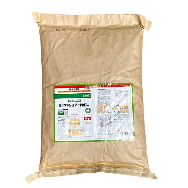 ■特徴・通常散布にも対応しました（1kg/10a）散布負担を軽減（3kg剤と比較）・無人航空機による省力散布可能な新製剤・一年生広葉、カヤツリグサ科雑草および多年生雑草に安定した効果があります。・難防除雑草のクログワイ、オモダカ、等や近年問...