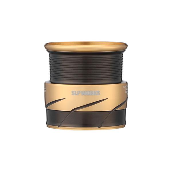 22EXISTにも搭載されている【ATD TYPE-L】を採用。ATDの特性はそのままに、 スピニングリールにおけるドラグの初動レスポンスをさらに向上させ魚に過度なストレスを与えず、 短時間でのランディングを可能とした。またLT5000スプ...