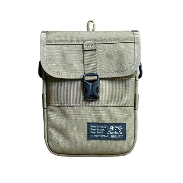 ターゲットを狙い撃て!!VS3010特化型ポーチ、プラスワンアイテムに最適如何にルアー(VS3010)を素早く取り出せるか．．．。ボックスの素早い出し入れに焦点を置いて開発したポーチです。バックル固定式フラップにより素早くケースを取り出す事...