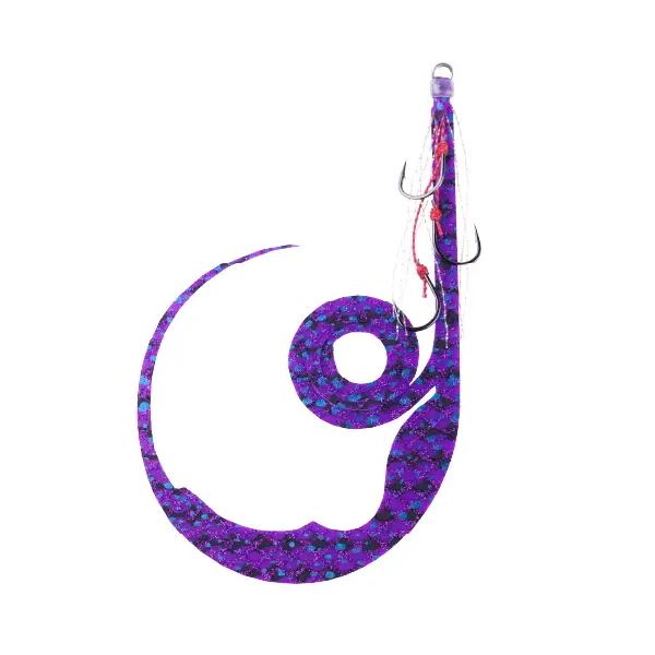 ダイナミックに動く「親くるくる」と機敏に動く「子くるくる」が、それぞれ異なる波動を産み出し真鯛の興味を惹き付けます。外側の「親くるくる」は、大きな波動を巻き起こし、水深・水質を問わず遠くの真鯛にまでアピール。内側の「子くるくる」は、親くるく...