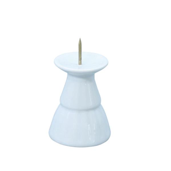 -商品名-ローソク立て 2寸-商品サイズ-幅4.2×奥行4.2×高さ6.9 cm-商品重量-40g-主素材-陶器-カラー-白-商品状態-完成品-商品説明-通常は一対で使用します。陶器製天井近くで使用するため、短いロウソクをご利用下さい。