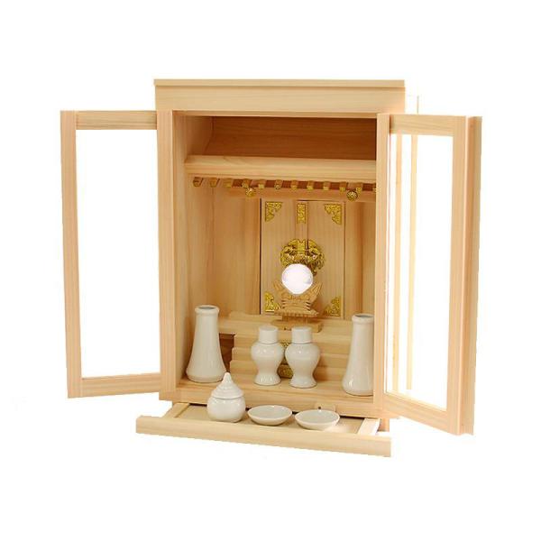 ●サイズ外　　寸：42.1(高)×30.2(巾)×22（奥)cm（引出し時30cm）内　　寸：28.5(高)-26(巾)-3(奥)cm ●素材神棚主要素材：東濃桧お社の埃汚れなどが付きにくい箱型の神棚です。 正面のガラス戸は観音開きとなって...
