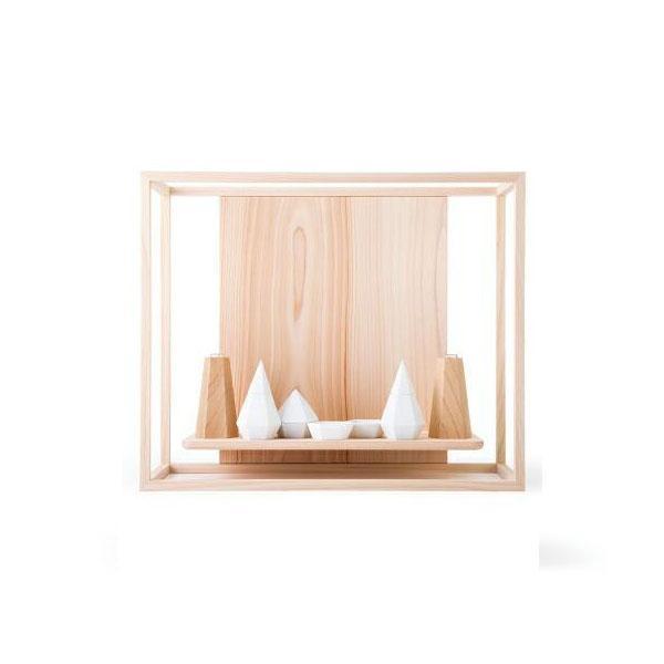 2019年1月号　雑誌「リンネル」に紹介されました！！和から洋に暮らしが変わってもかみさまに願う気持ちは変わらない。今の暮らしのための、新しい神棚。必要となる神具類をセットした神棚セットです。和から洋に暮らしが変わってもかみさまに願う気持ち...