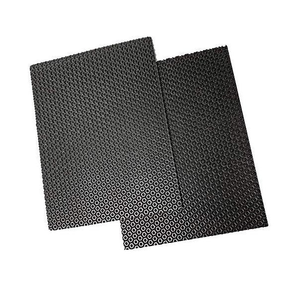 *靴底の補修や、滑り止めにも効果のある2.5ｍｍ厚の薄型シートでカットや貼り合わせの加工がハサミやカッターなどで簡単に行えます。 *本製品1セットに靴底補修用シートが2枚入っています。 *耐久性に優れた合成ゴム製で、底部分に施されたハニカム...