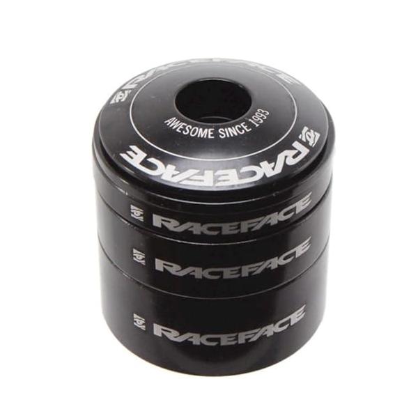 RaceFaceヘッドセットスペーサーキットW/トップキャップアルミニウム ブラック  特徴： RaceFaceのロゴが付いた4つの異なる高さの1-1/8インチスペーサーとトップキャップが付属 仕様： 素材：アルミニウム スタック：2mm、...
